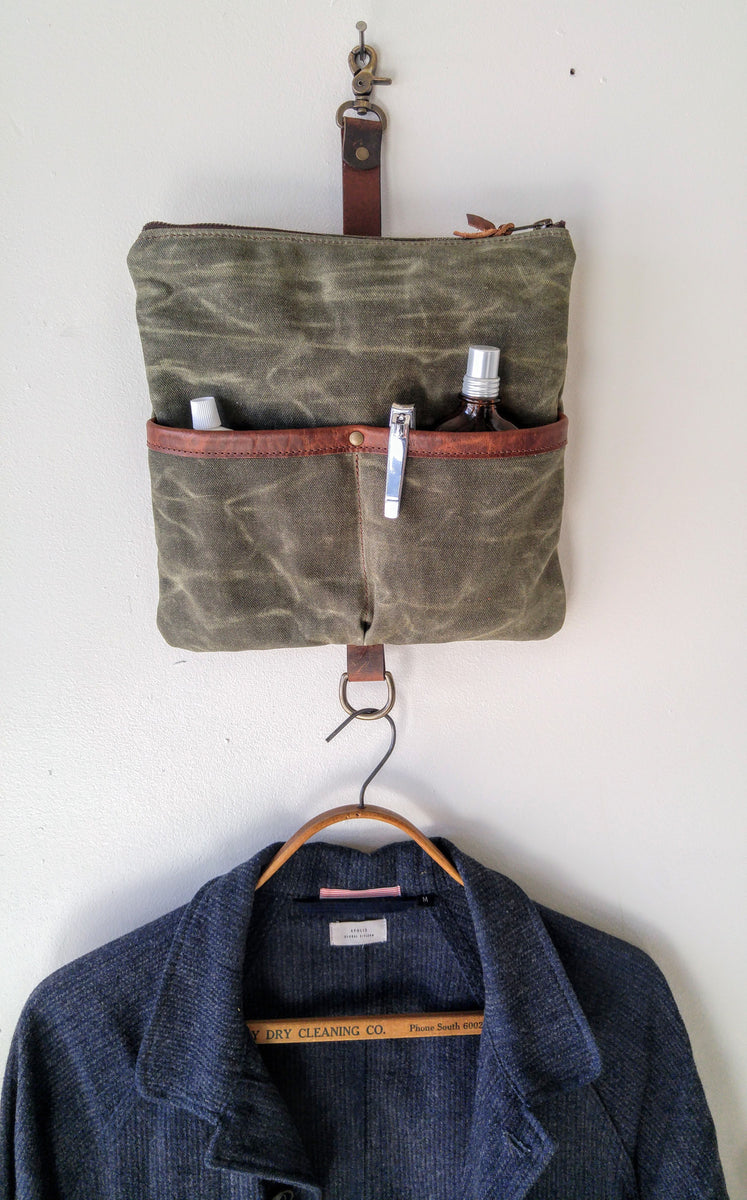 Roll Top Dopp Kit – LM Leather Goods